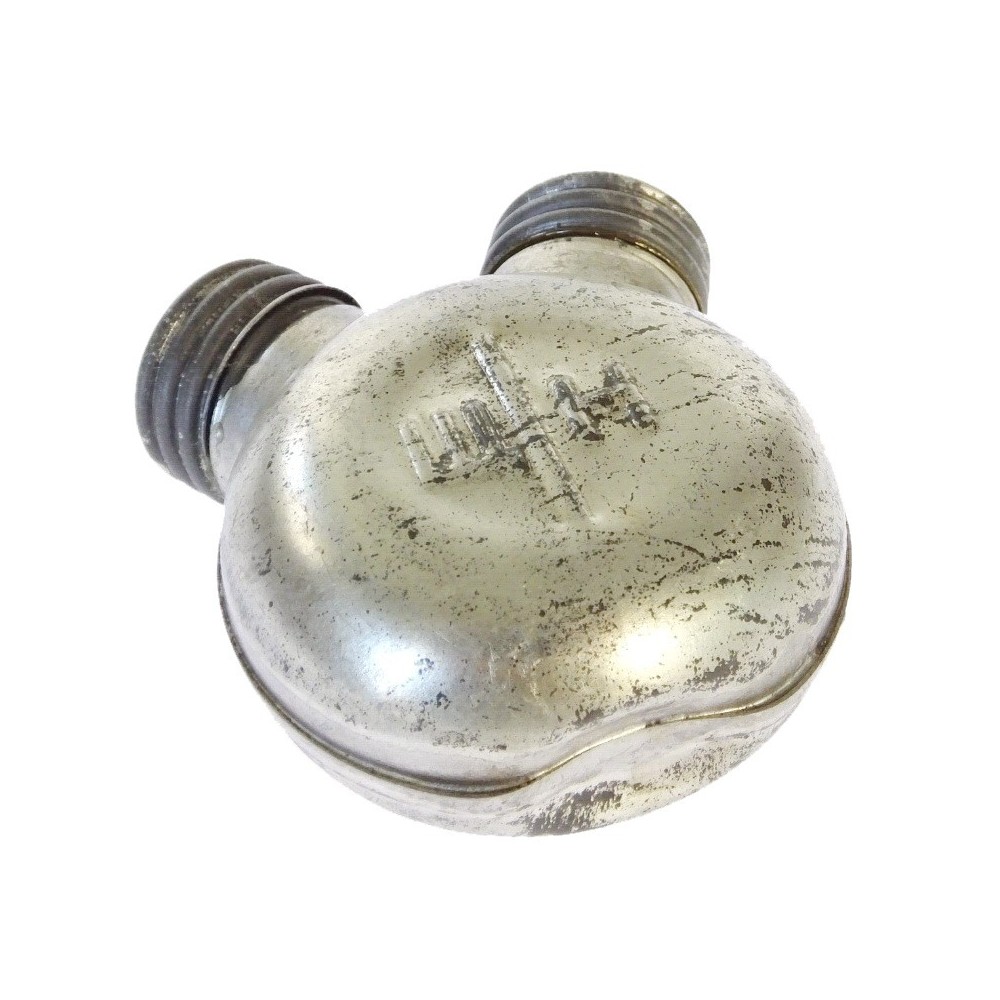 Two-chambered rifle oiler